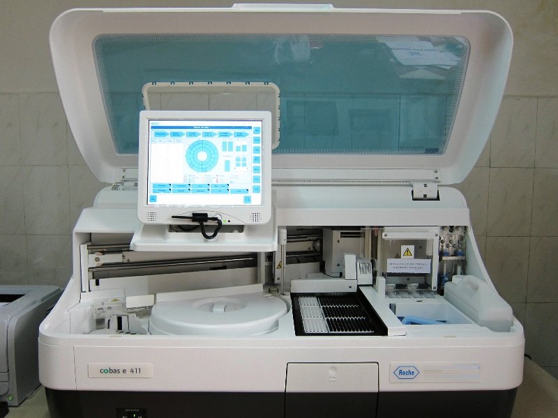 Interlab suma un nuevo Cobas E411 | COYA Laboratorios